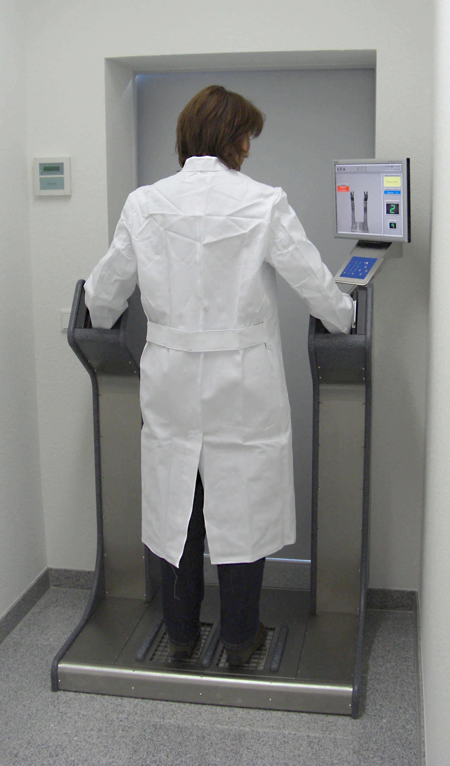 Page_4_HFC - walk through monitor - NuviaTech Healthcare